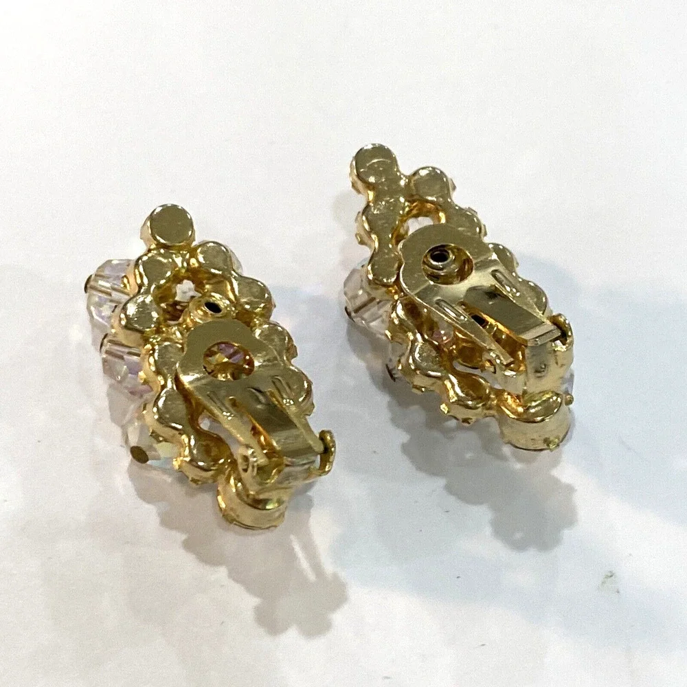 Vintage | Jewelry | Vintage Clip On Earrings Clear White Crystal Beads ...